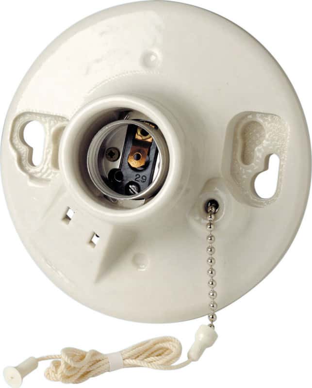 Leviton Porcelain Incandescent Medium Base Pull Chain Socket w/Outlet 1 ...