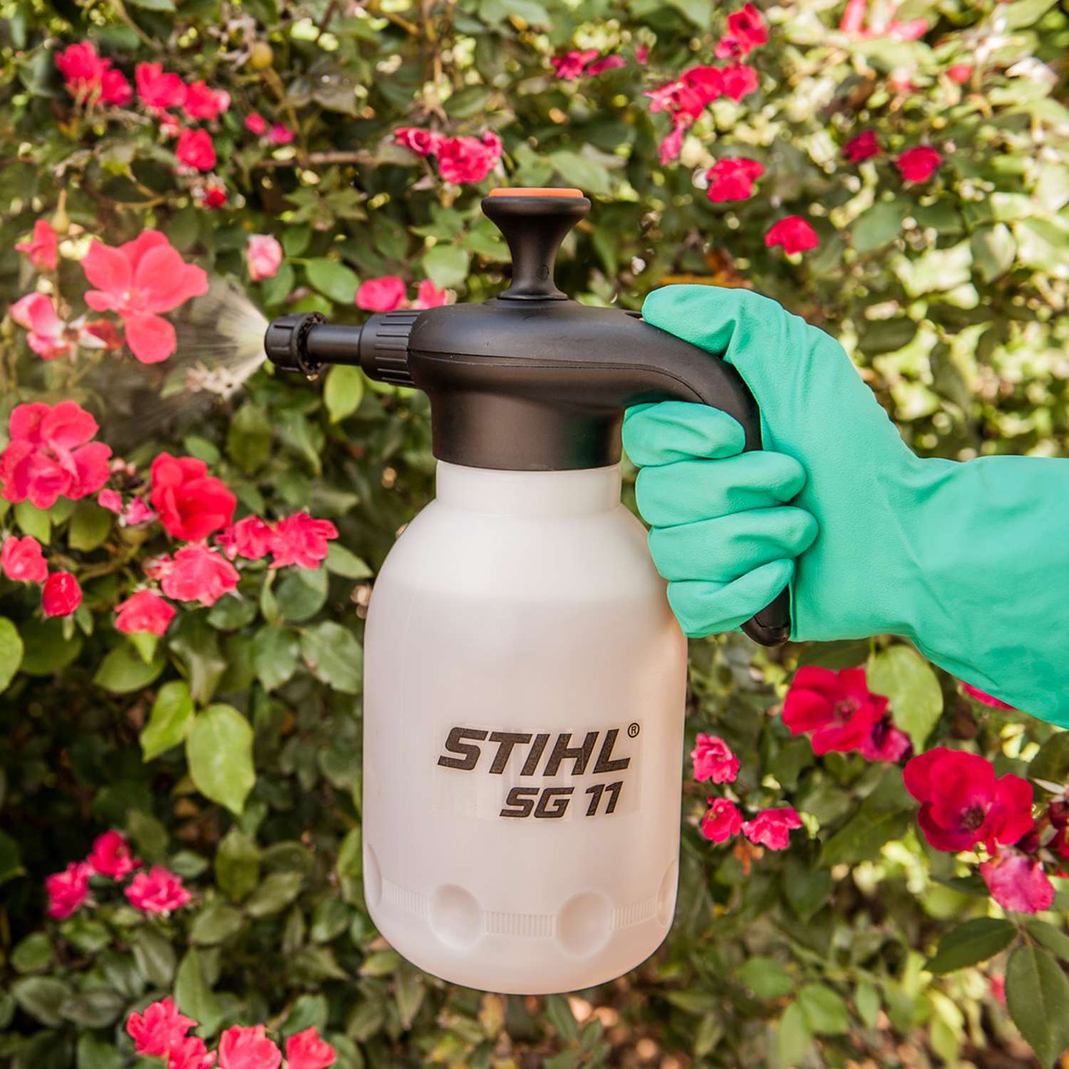 STIHL Hand Held Sprayer 18 L - Ace Hardware
