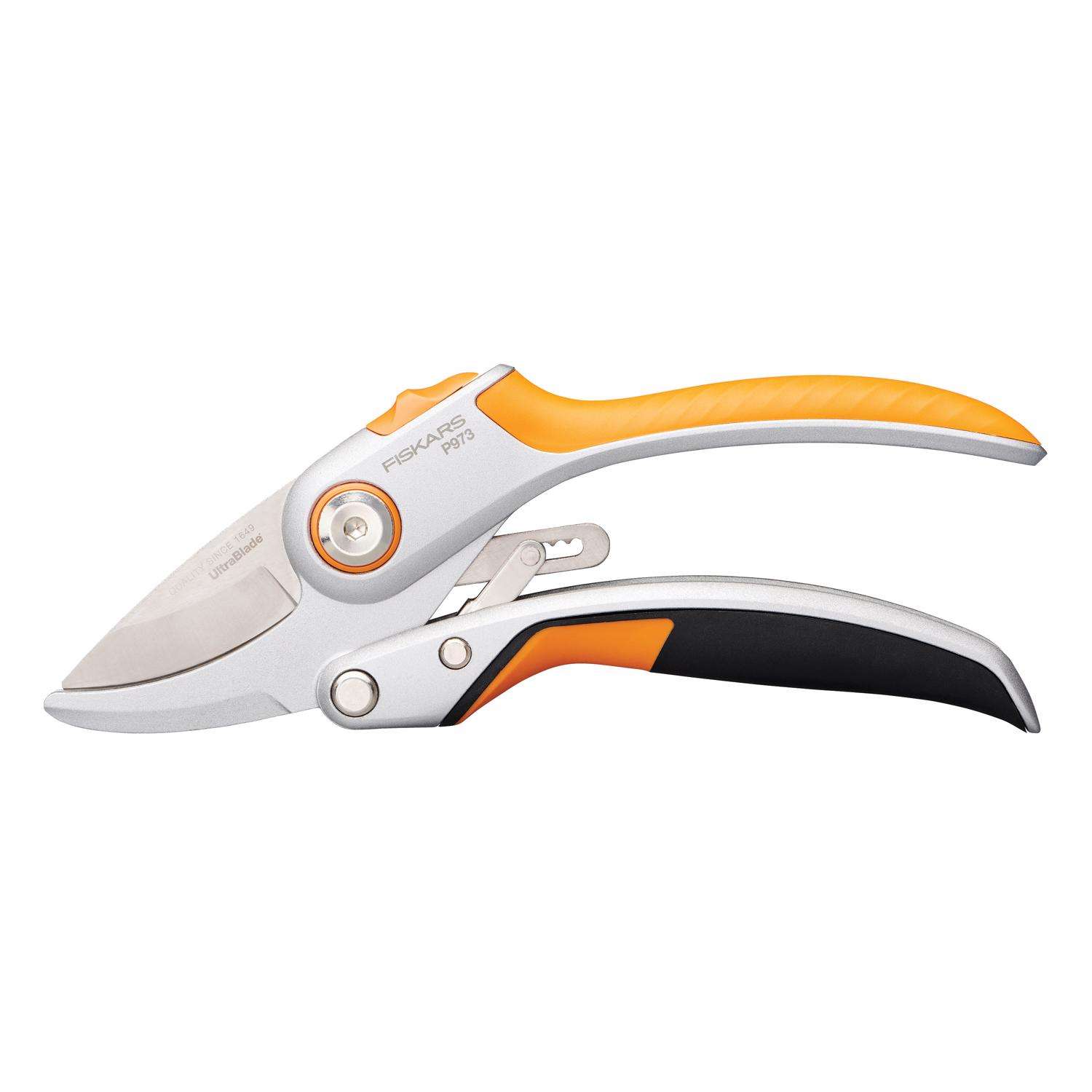 Fiskars Ratcheting Hand Pruner - Ace Hardware