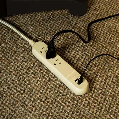 Monster 4 ft. L 3 outlets Power Strip with USB Ports Gray Mfr# 1712 ...
