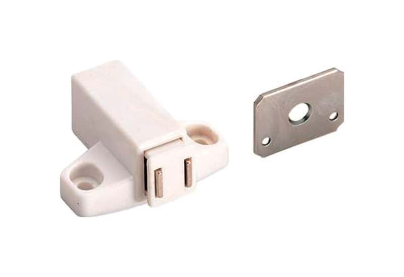 Amerock 2 in. W X 1-11/16 in. L White Steel Touch Latch 1 pk - Ace Hardware