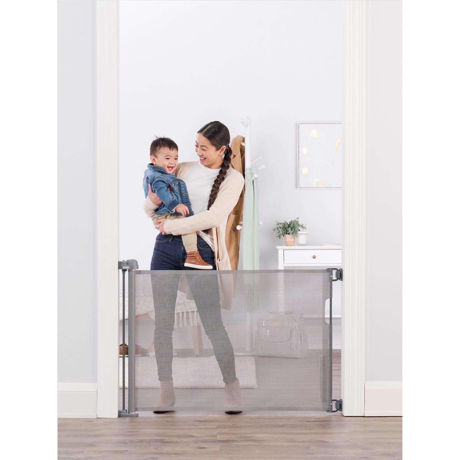 Regalo White 30 in. H X 50 in. W Plastic Safety Gate - Ace Hardware